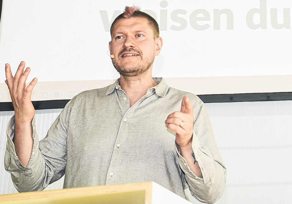 Sascha Lobo in Böblingen: „Die Digitale Transformation muss in der ...